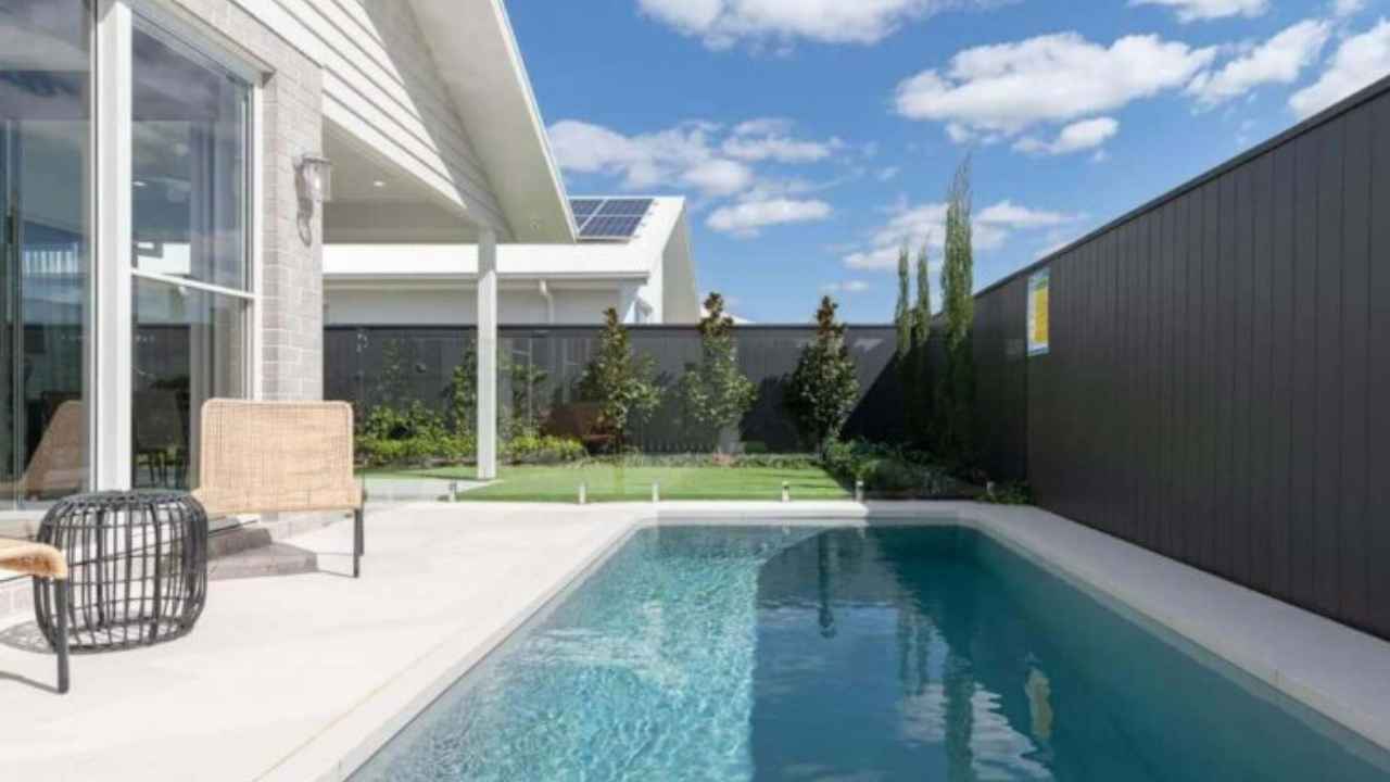 Plungie Original | Plungie Pool Guide